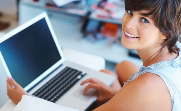 ‘Surtir efecto’, ‘freelance’ y ‘tipear’ en nuestro taller literario ...